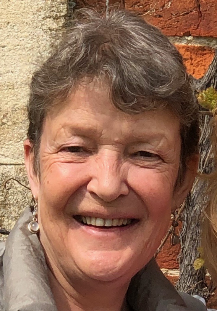 LESLEY – YOUR WALKING GUIDE – Lesley Walks London